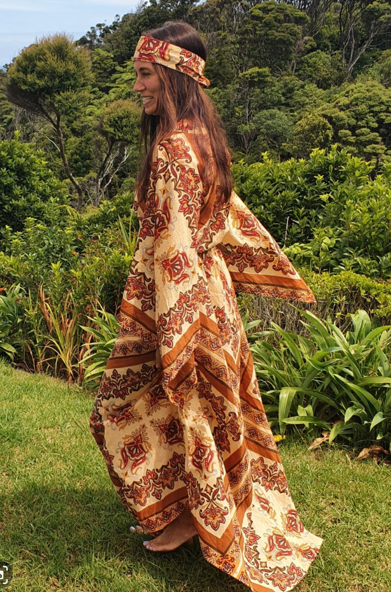 Magnolia Mornings Kaftan – AmberDawnClothing